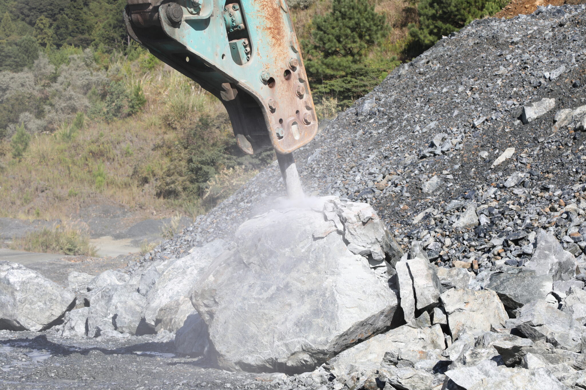 砕石について 静岡県砕石業協同組合